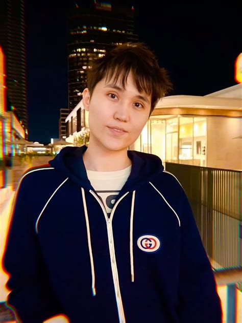 Кто такой Франц Вертфоллен Fashion Sweatshirts Youtube