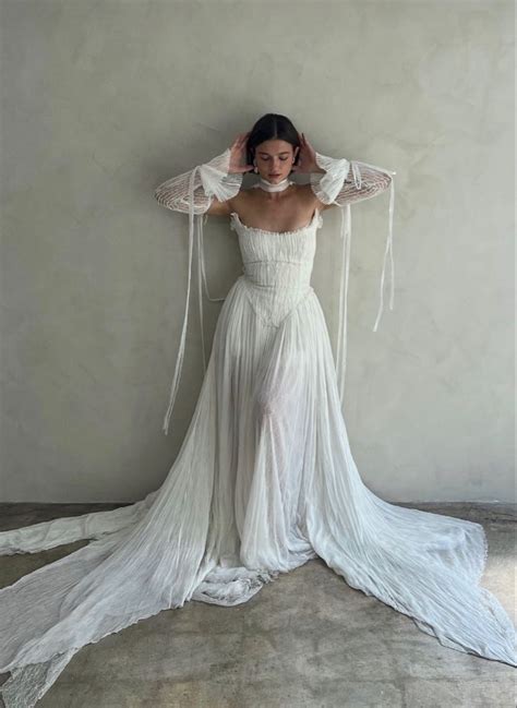 jord keely adlı kullanıcının wedding hehehehe panosundaki Pin | Beyaz ...