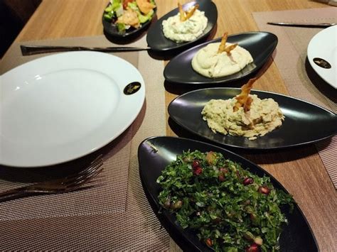 تقرير عن مطعم حكاية لبنانية الخفجي