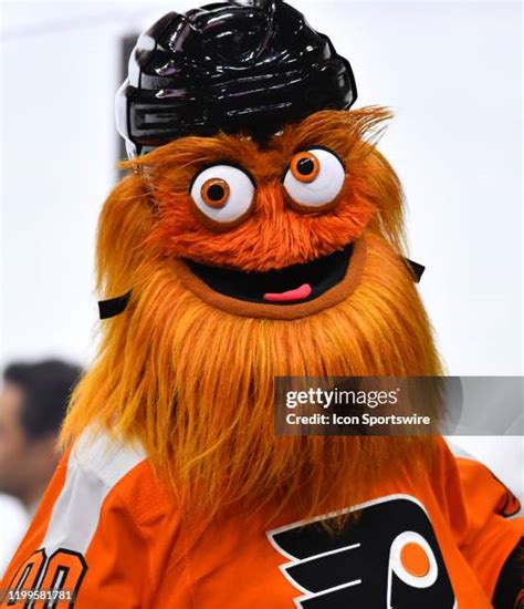 Gritty Mascot Photos And Premium High Res Pictures Getty Images