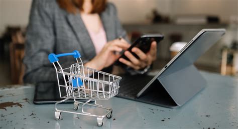 Apa Itu Erp E Commerce Manfaat Dan Fitur Utamanya