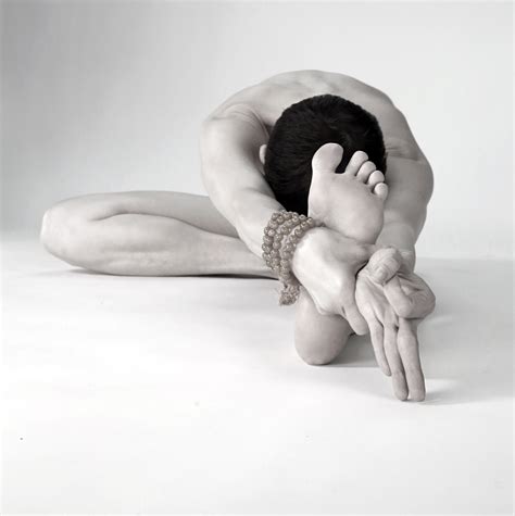 ATTRACTING ABUNDANCE BOLD NAKED YOGA