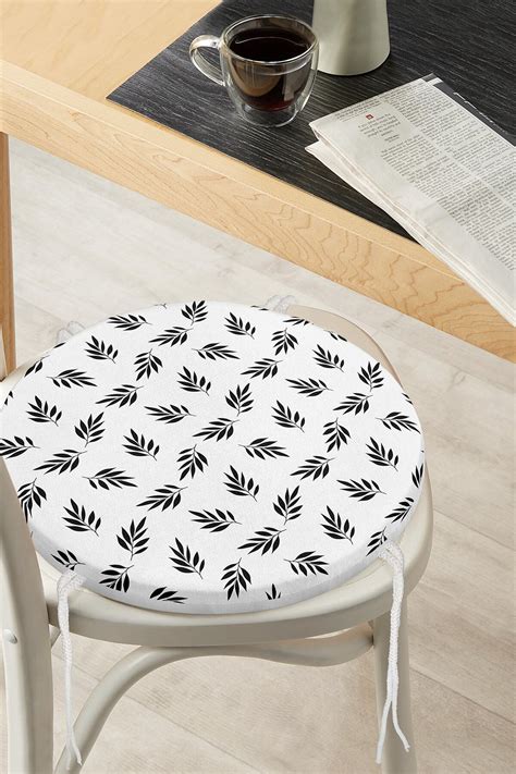 Realhomes Чорно біла кругла подушка для стільця з блискавкою та