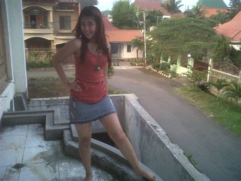 Benarkah Ini Perawan Cantik Dan Seksi Dari Dunia Facebook