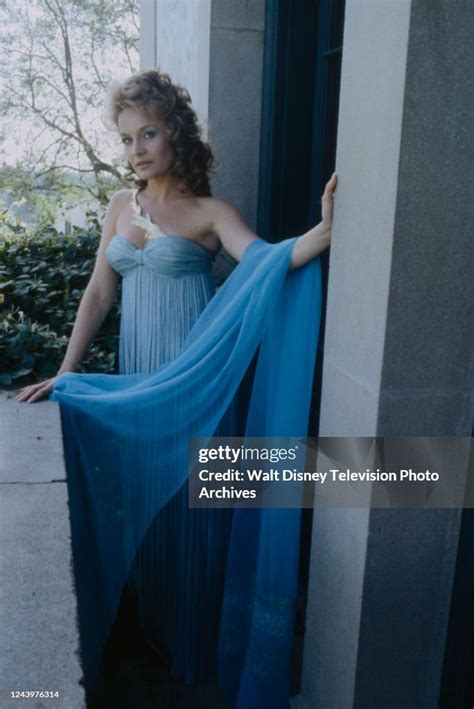 Karen Austin Promotional Photo For The Abc Tv Series The Quest News