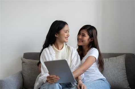 Premium Photo Happy Young Asian Lesbian Couple Hugging Having Fun