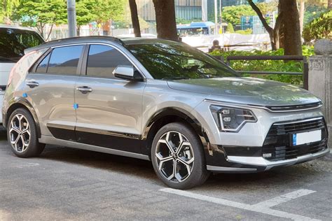 안 만든다더니 소형 하이브리드 Suv 딱 걸린 기아