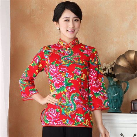 Classic Red Floral Traditional Chinese Top For Mother Style Chinois
