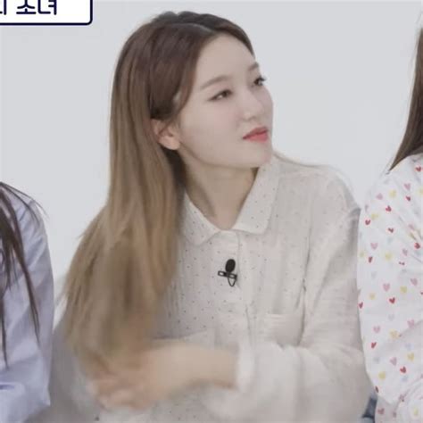 Pin By Kang Dahlia On Gowon Gowon Loona My Girl Grimes