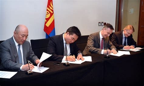 Ч Сайханбилэгийн давхар мэх буюу дахин сэргэлт