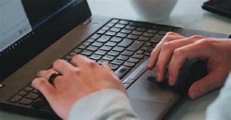 Trik Menampilkan Keyboard Di Layar Laptop Wefixit