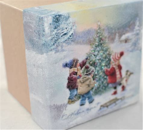 ИНТЕРЕСНЫЕ КОРПОРАТИВНЫЕ ПОДАРКИ НА НОВЫЙ ГОД