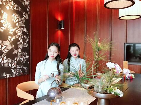 中骏 天盈携手汉艺唐风品味两岸茶王 大红袍 厦门汉艺唐风