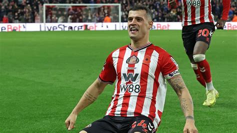 Granit Xhaka How Midfielder Has Taken Sunderland Into Top Four Bbc Sport