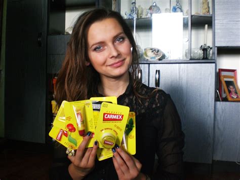 fashdiva: Carmex review ;)