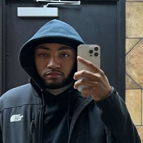 Worm💫 Moreli4eworm • Threads Say More