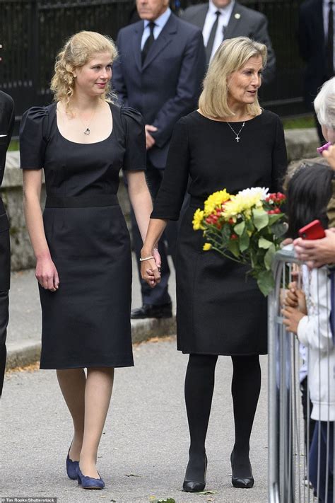 Lady Louise Windsor 18 Joins Royals For A Church Service In Balmoral