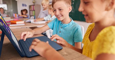 Logitech Rugged Combo 4 Keyboard Case For Ipad