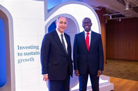 Tiaa Nuveen Nuveen Seun Salami