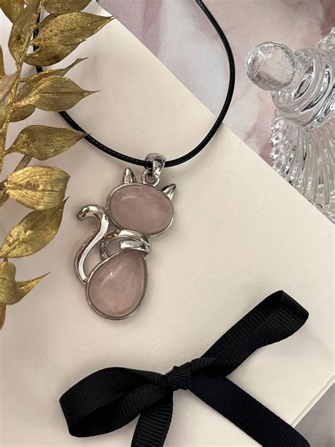 КулонРожевий кіт — Купити Аксесуари за 150 00 грн Доставка по Україні — Lunar