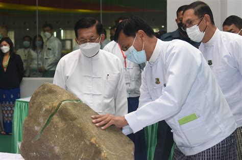 Sac Chairman Pm Senior General Min Aung Hlaing Attends Opening Of Mid Year Myanmar Gems Emporium