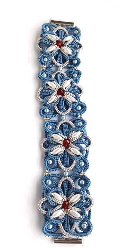 Pin By людмила златовласка On Фриволите Tatting Jewelry Tatting Lace Needle Tatting Patterns