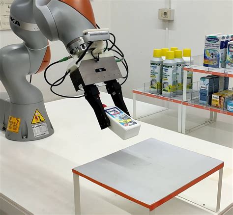 Manipulated Objects From Left To Right Big Resin Block Small Resin Download Scientific