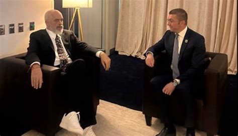 Мицкоски на средба со Рама Ohridsky