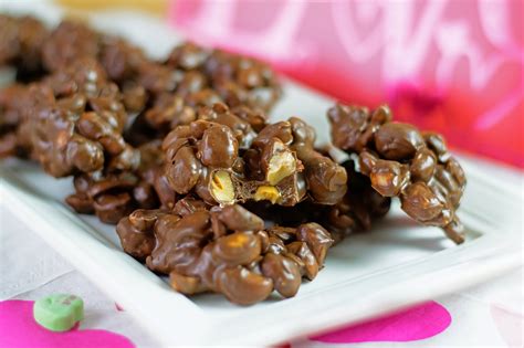 Crockpot Peanut Cluster Candy The Kitchen Wife