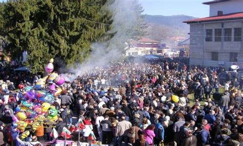 Празникът на сланината и греяната ракия в град Априлци няма да се състои