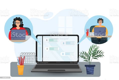 노트북에서 온라인 채팅 친구와 채팅 원격 작업 또는 교육 화상 회의 및 온라인 커뮤니케이션 개념 프리랜서 작업 전자 교육 개념