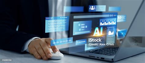 Ai Content Generator가 설치된 노트북을 사용하는 사람 일부 작업을 보다 쉽게 해결하기 위해 Ai 도우미와 상호 작용합니다 이미지 생성기 문서 마케팅 및 광고