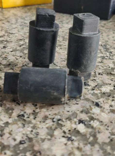 Gargadi Pin White At ₹ 20piece Udhna Surat Id 27148325212