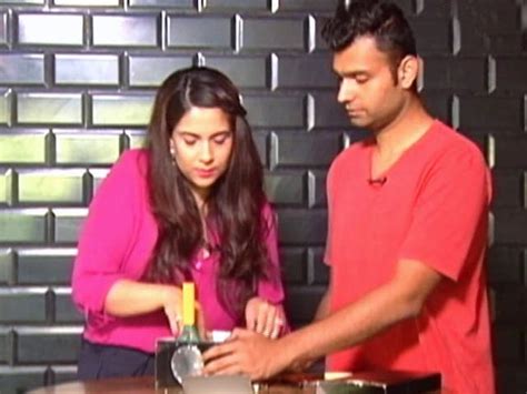 Video How To Make A DIY Projector Gadgets