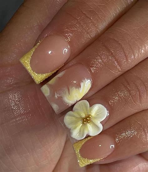 Pin By Xla On Nail Inspo In 2025 Short Square Acrylic Nails Acrylic Nails Yellow Square