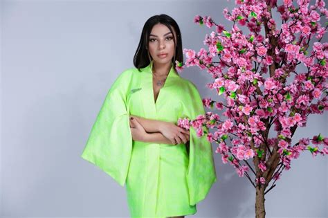 Narumi On Live Sex Cam Webcam Chat Rabbitscams