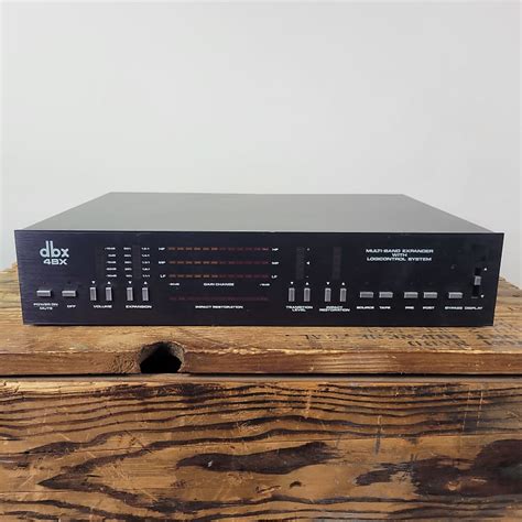 Dbx 4bx Multi Band Expander Reverb