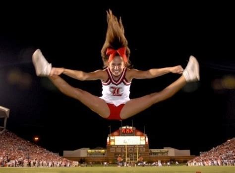 Amazing Toe Touch Cheerleading Cheer Stunts Louisville Cheerleaders