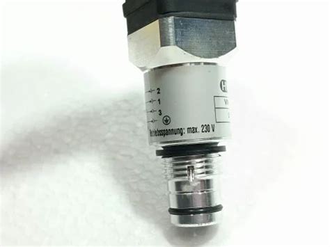 Hydac Vm 2 C 0 Differential Pressure Filter Clogging Indicator At Best Price In Bhavnagar