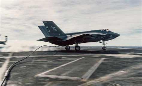 Dvids Images F 35c Lightning Ii Traps On Uss George Washington [image 2 Of 6]