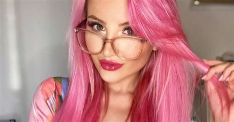 Im A Sex Unicorn Who Swings With Married Couples Us Hot Singles Are