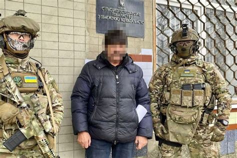 СБУ на Харківщині затримали депутата який під час окупації вивозив зерно до рф Chas News
