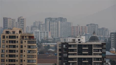 Decretan Alerta Ambiental para este sábado en la RM Esto es lo que NO puedes hacer Chilevisión