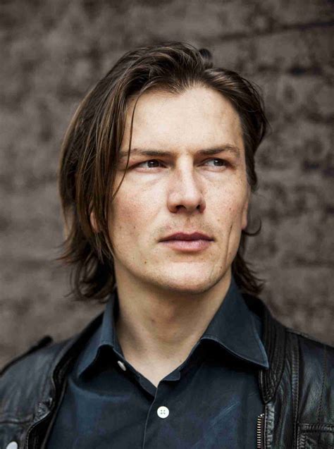 Robbert Bleij Into The World Management