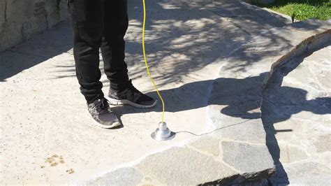 What Is Acoustic Leak Detection — Leaktronics