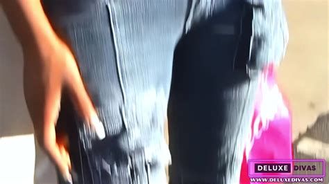 Deluxedivas Lisa Strokes Has A Tiny Black Adventure Lisa Cock