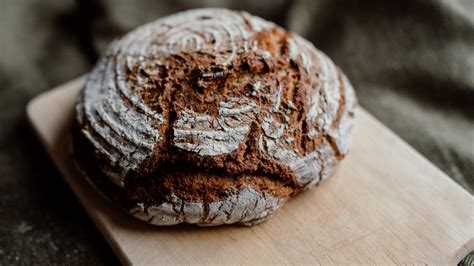 Elárulta egy dietetikus melyek a legjobb kenyerek a Lidl a Spar az Aldi és a Penny polcain