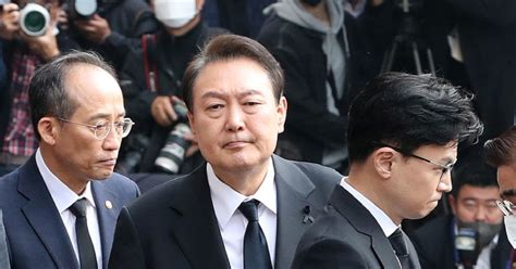 [포토]이태원 사고 현장 찾은 윤석열 대통령과 한동훈 법무부 장관