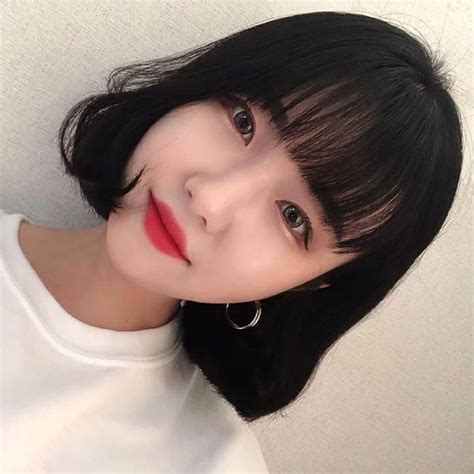 깔끔해 보이는 짧은 여자단발머리 헤어스타일 찹헤어로그