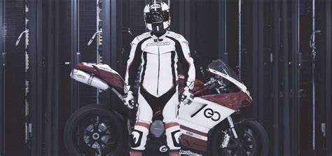 Eqt Infrastructure To Acquire Edgeconnex Dcd